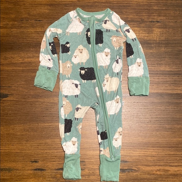 Little Sleepies | One Pieces | Little Sleepies Little Sheepies Zippy ...